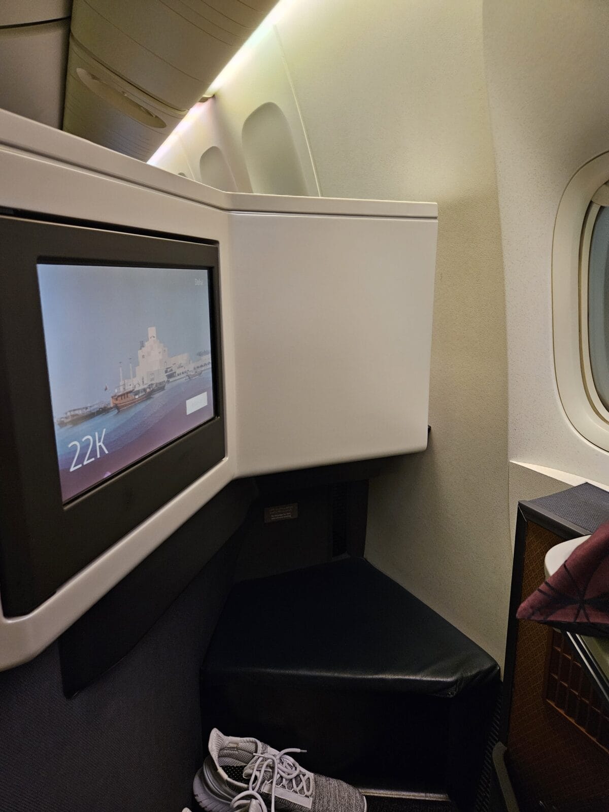 Qatar Airways 777-300ER Business Class Review