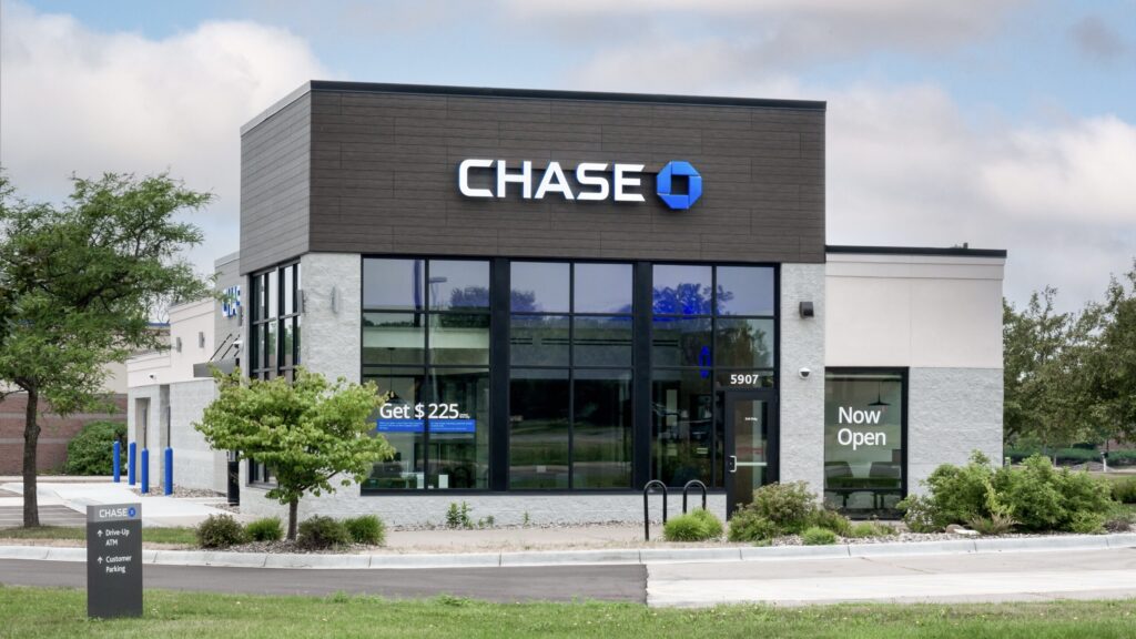 Chase Credit Card Customer Service Numbers [2025]