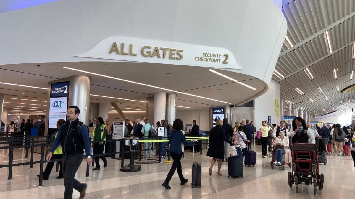 Charlotte Douglas International Airport [CLT] - Ultimate Terminal Guide