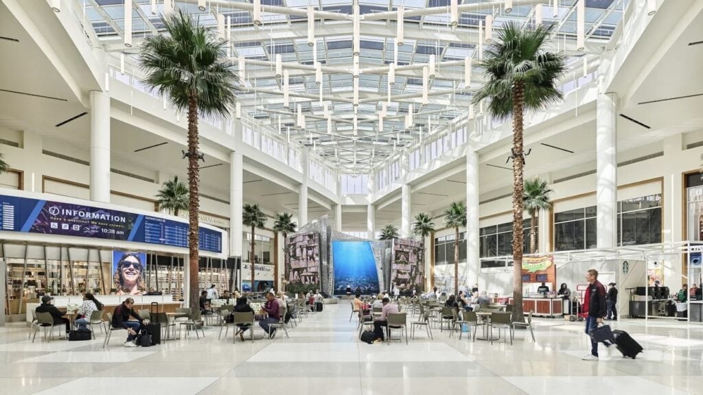 Orlando International Airport [MCO] - Ultimate Terminal Guide